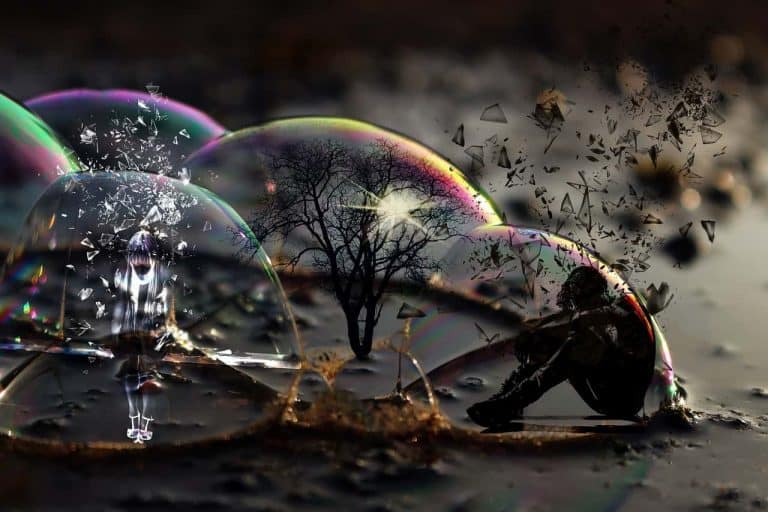 8 Psychic Attack Signs & How to Protect Yourself (A-Z Guide)