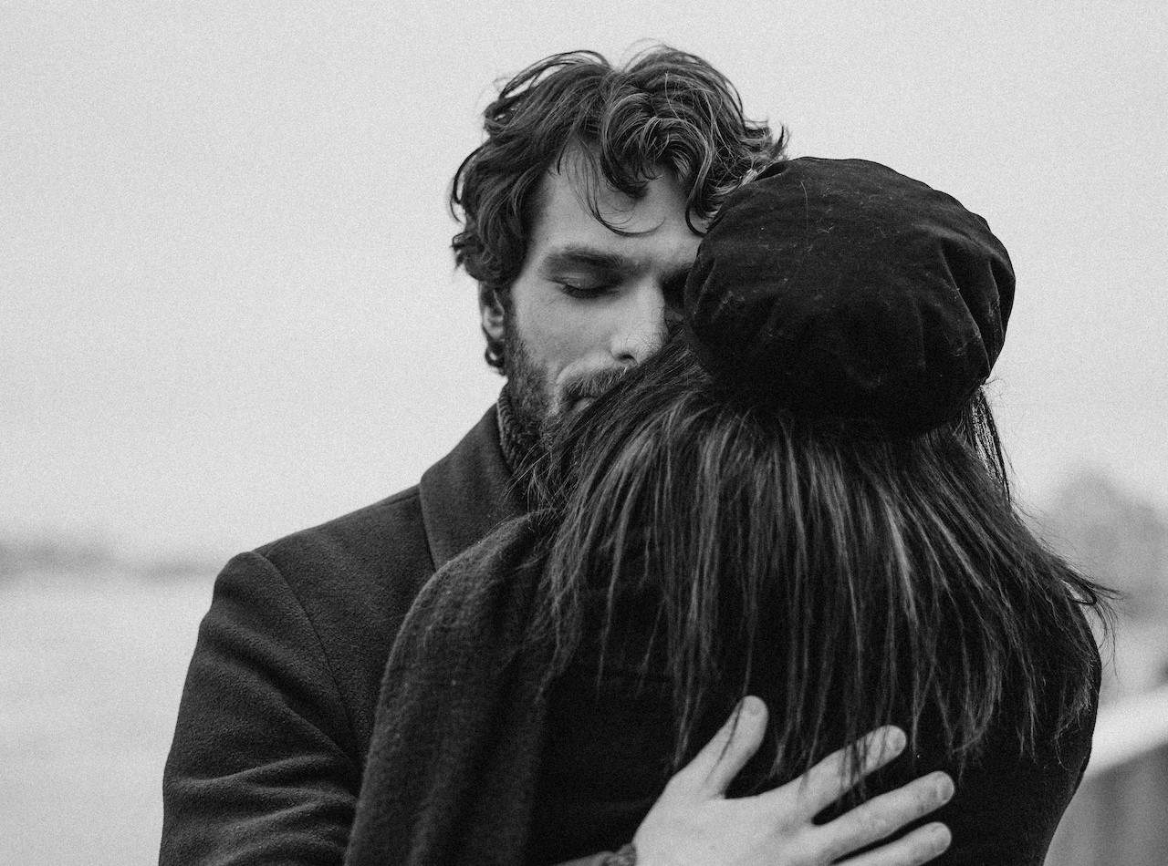 7 Spiritual Meanings When You Dream of Hugging Someone